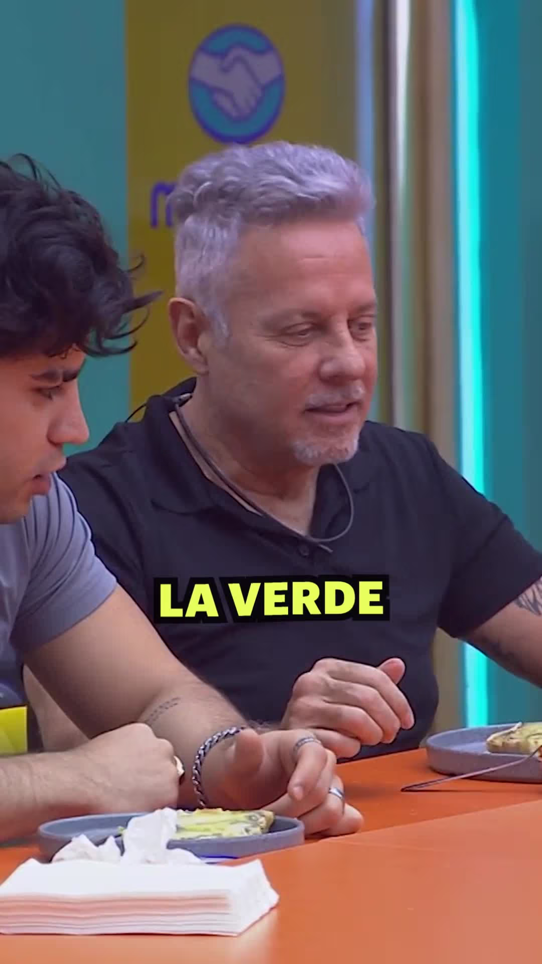 Alexis no cae en la trampa en la Triple A | La Casa de los Famosos ...