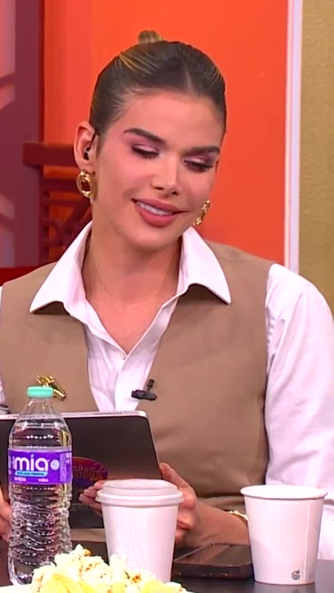 Tú eres muy guapo y me concentro en tu belleza | La Casa de los Famosos ...